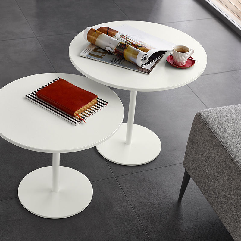 TWIN Coffee Tables - Desks International