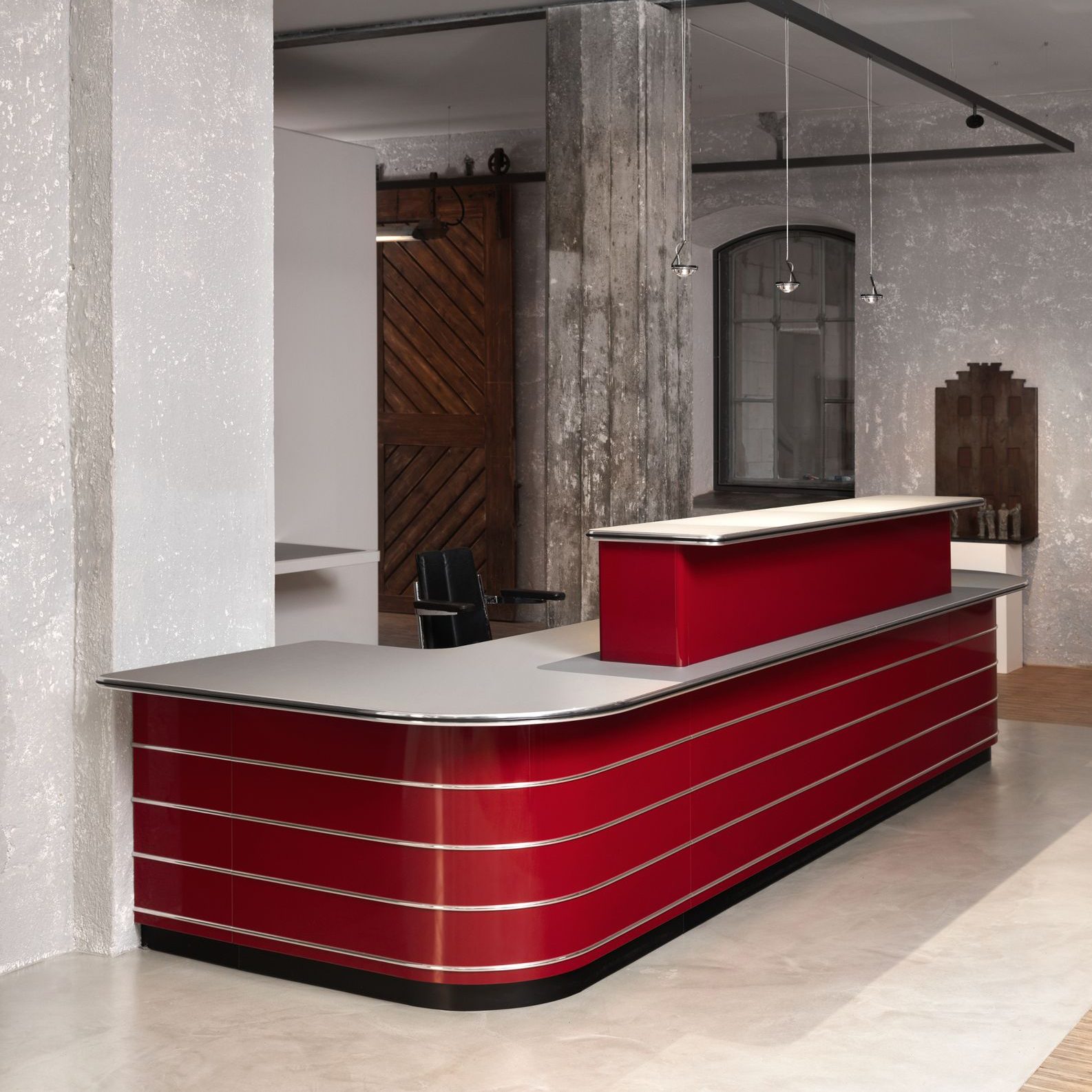 CLASSIC LINE Reception - Desks International
